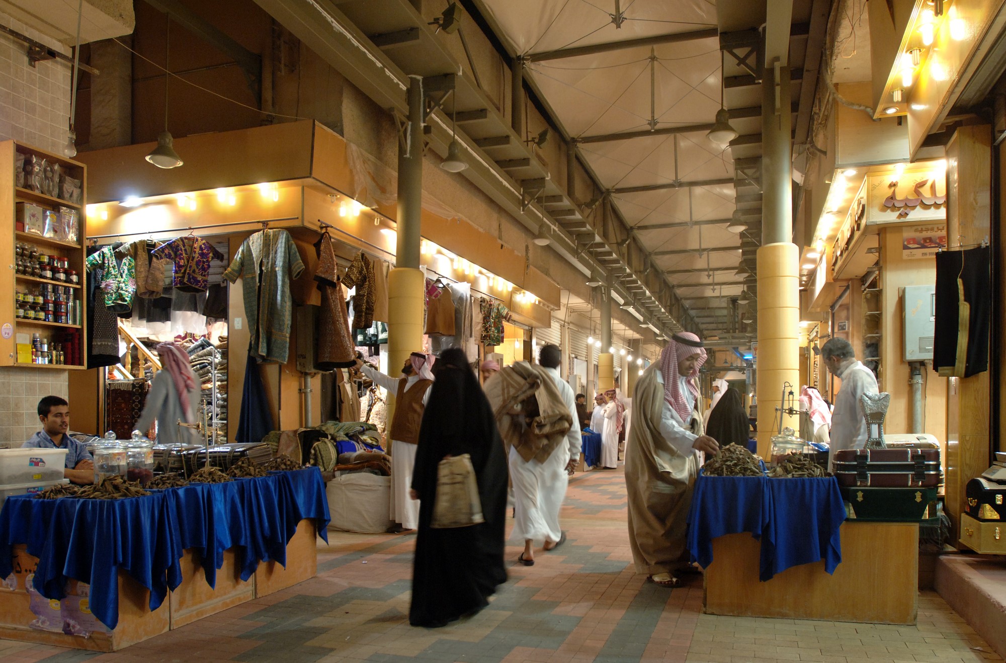 Souq Al-Zal and Dukhna Square Enhancement Program - Royal Commission for Riyadh City