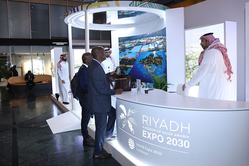 Royal Commission for Riyadh City hosts UNESCO ‎delegates at Riyadh Expo ...