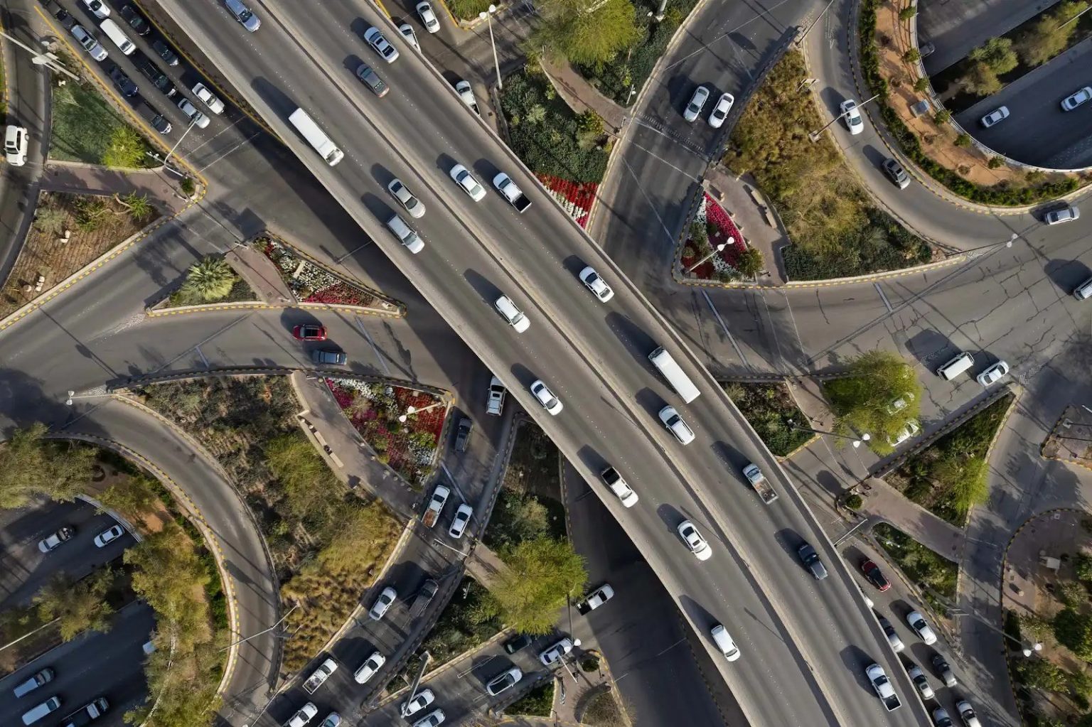 Riyadh Main and Ring Road Axes Development Program - Royal Commission ...